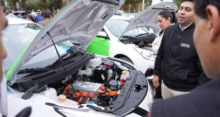 Realizan lanzamiento de programa “Mi taxi eléctrico Atacama” – Atacama ...