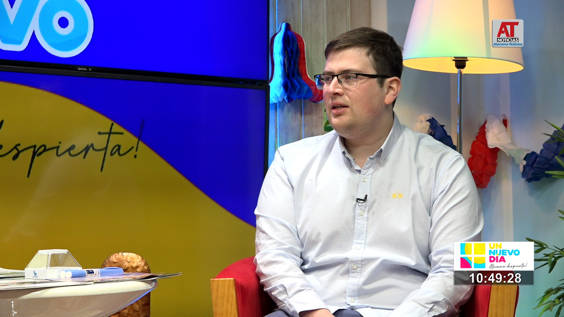 [VIDEO] En el matinal “Un Nuevo día” Alex Araya médico general nos ...