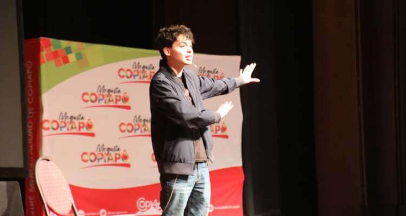 Más de 500 personas en Copiapó disfrutaron de la charla motivacional de ...